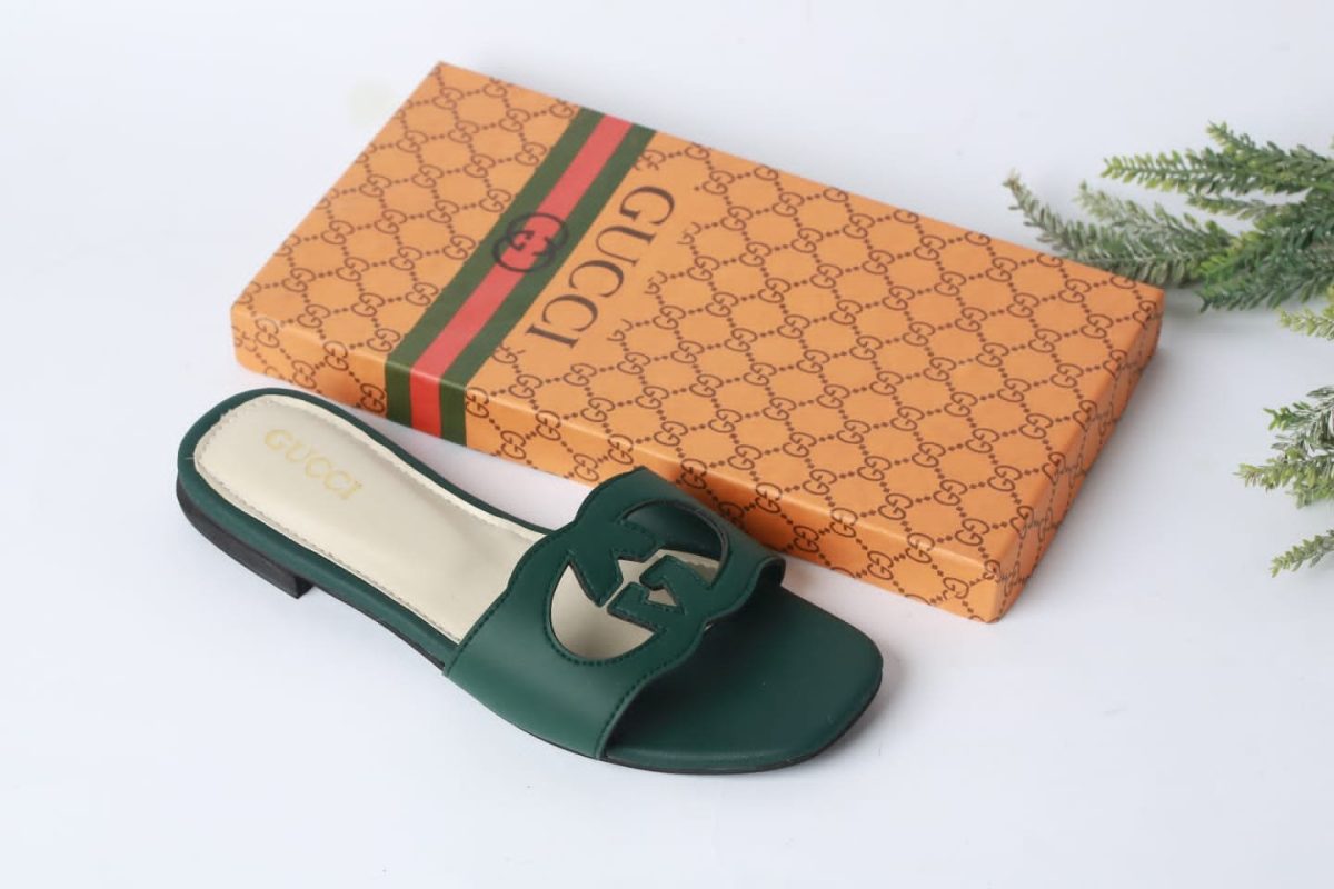 Gucci Slipper – Cosmo